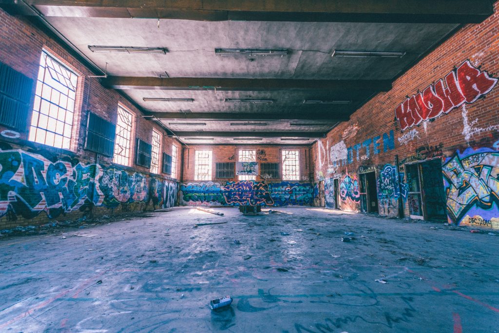 Petit guide d’urbex avec Silent Jill • Boulettes Magazine